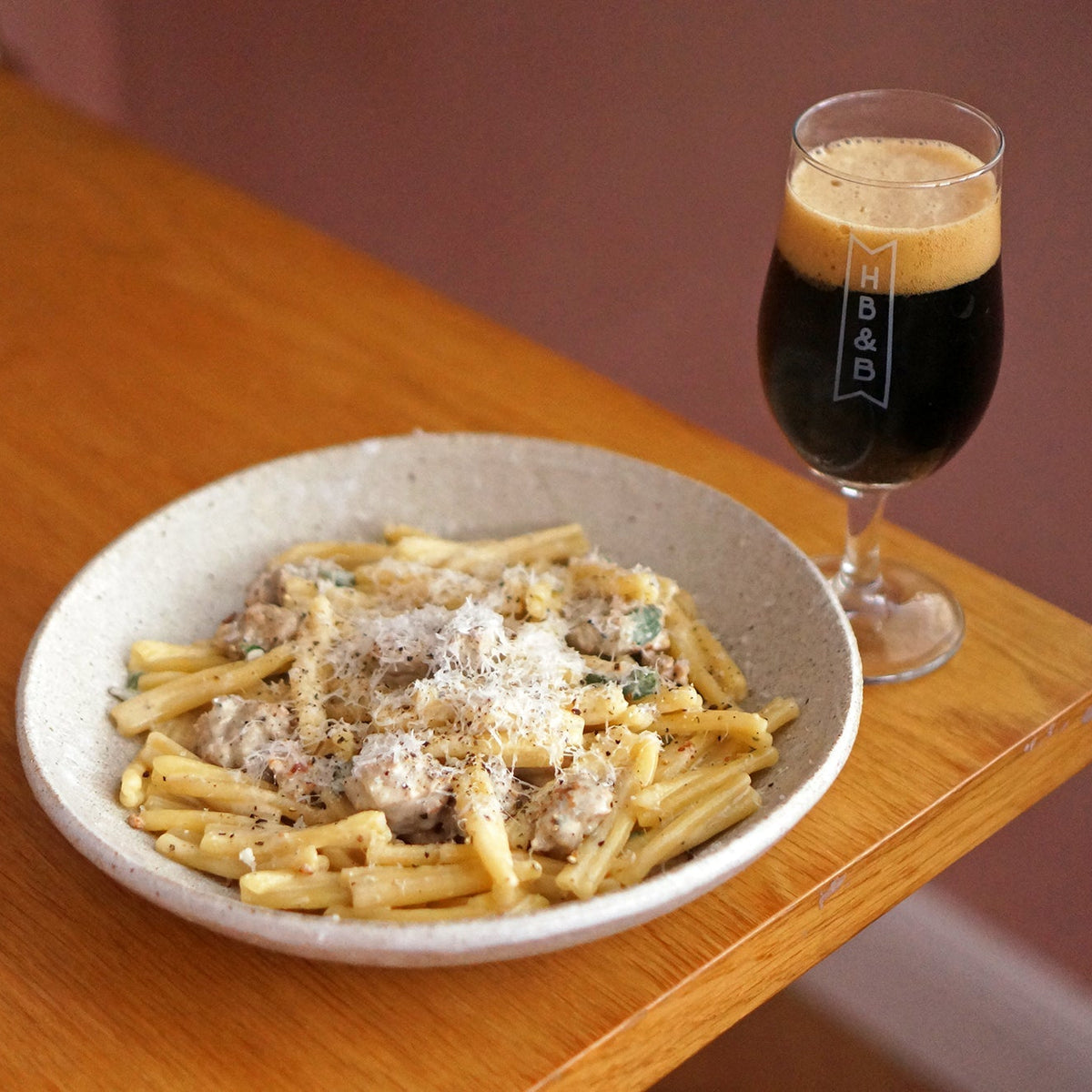 The Beer Lover's Table: Sausage, Oregano & Blue Cheese Pasta with Beak ...